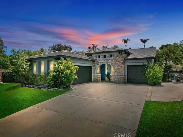 4182 Chanticleer Cir, Corona, CA 92883