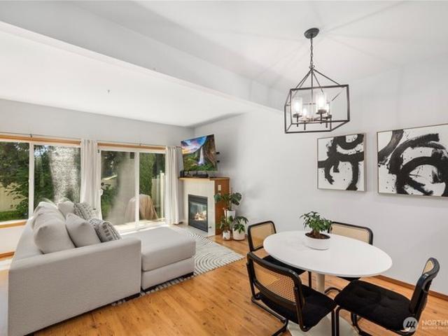 418 17th St SE Unit 5C, Auburn, WA 98002