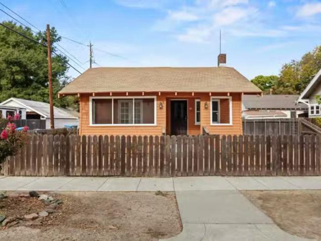 418 7TH ST, COLUSA, CA 95932