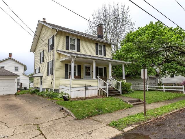 418 9th Street NE