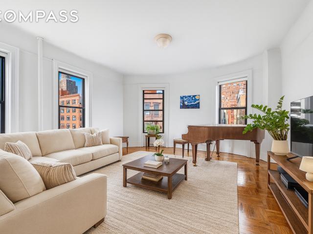 418 Central Park West, New York, NY