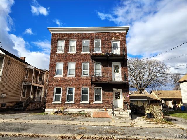 418 Bacon St, Utica, NY 13501 | MLS #S1674