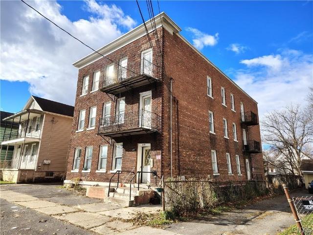 418 Bacon Street