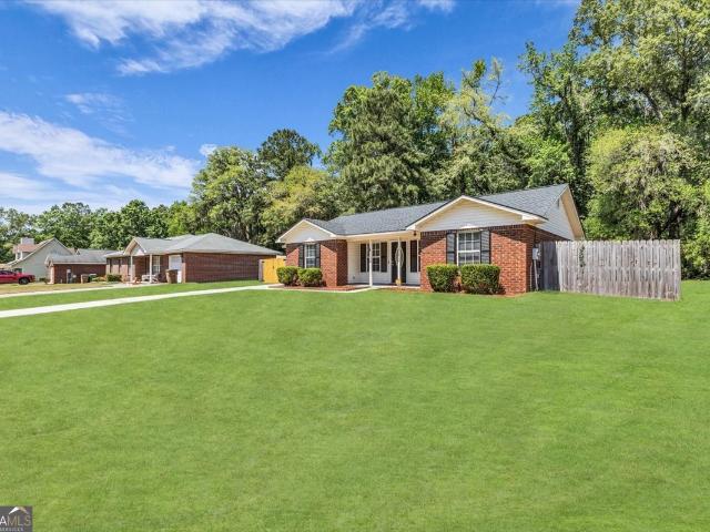 418 Garden Acres Way