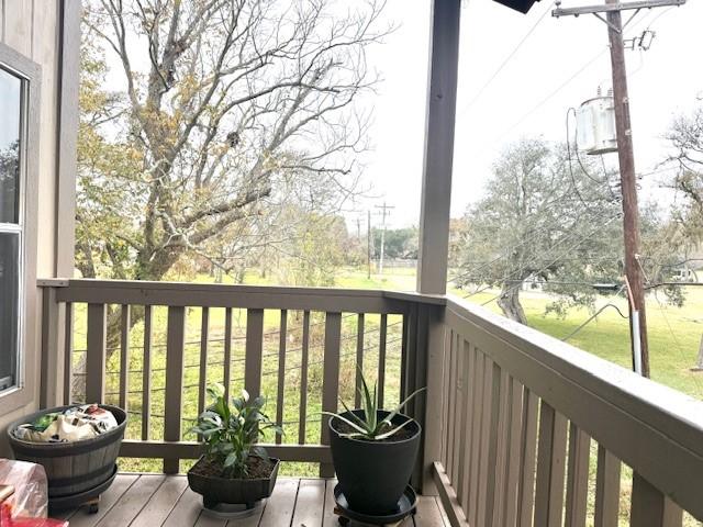 418 Garland Dr, Unit 214, Lake Jackson, TX 77566 | MLS #73992