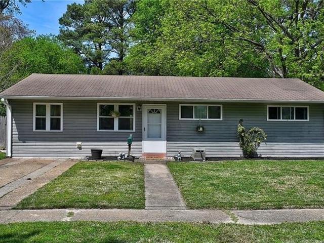 418 Gloucester Ave, Portsmouth, VA 23702