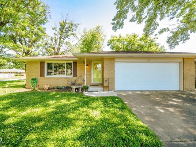418 E 53rd St, Anderson, IN 46013