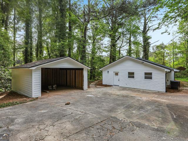 418 Honeysuckle Ln, Stockbridge, GA 30281 | MLS #10732 | Compass