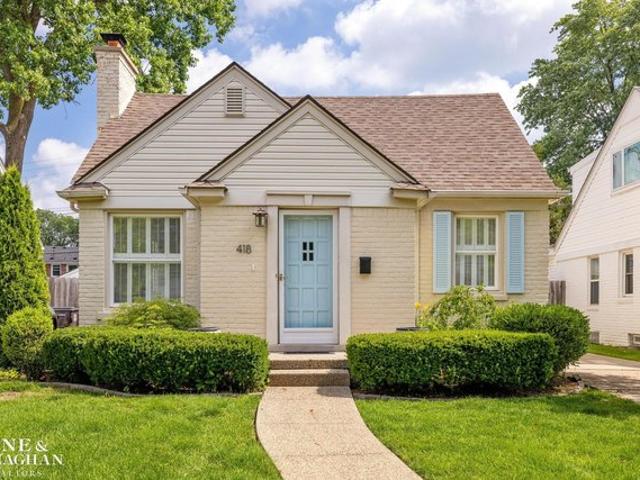 418 Hillcrest Ave, Grosse Pointe Farms, MI 48236