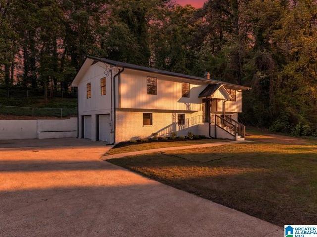 418 Hilltop Rd, Weaver, AL 36277