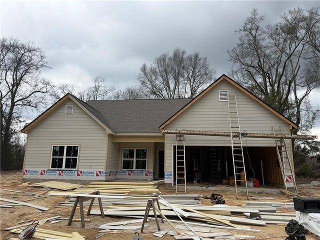 418 Oswichee Rd, Fort Mitchell, AL 36856