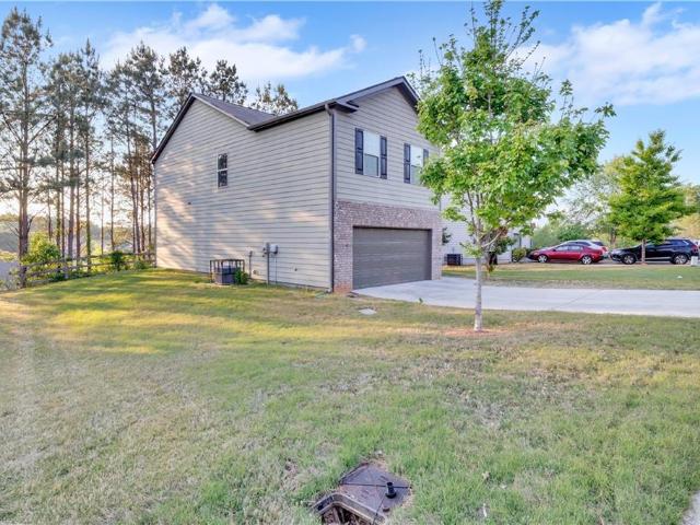 418 Lake Ridge Lane