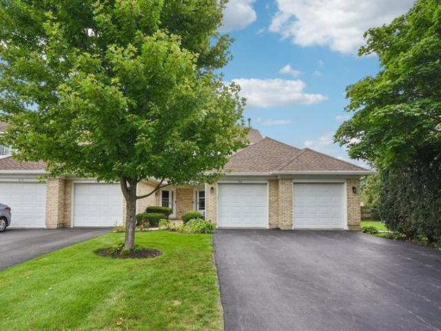 418 Lakeview Cir, Bolingbrook, IL 60440