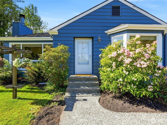 418 Magnolia Avenue