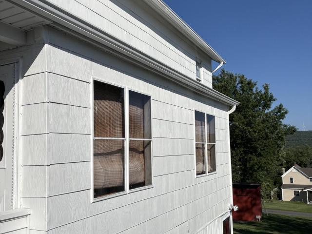 418 Main Street