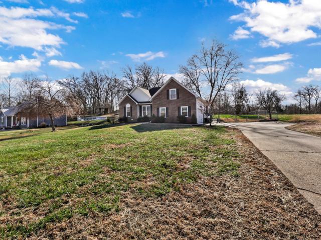 418 Martin Rd, Clarksville, TN 37042 | Compass