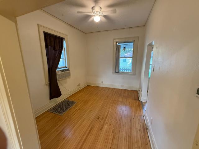 418 N 4th Street