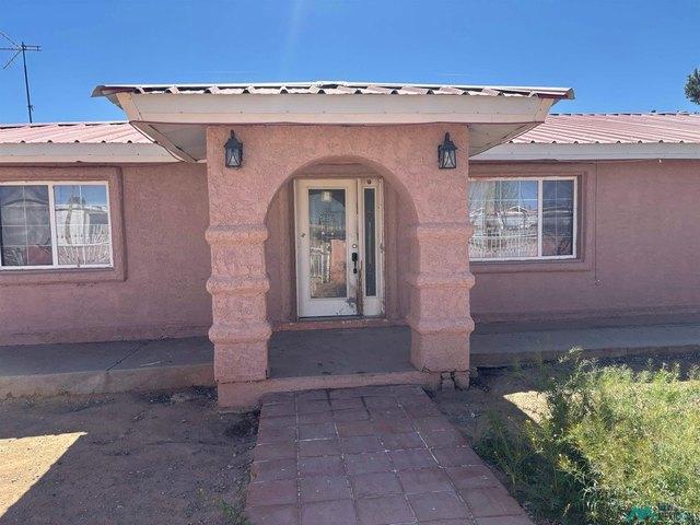 418 N High St, Columbus, NM 88029