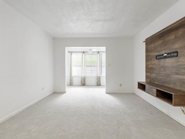 418 Skyview Drive # E