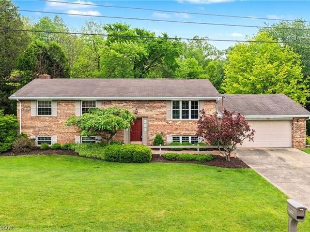 418 Strecker Ln, Marietta, OH 45750