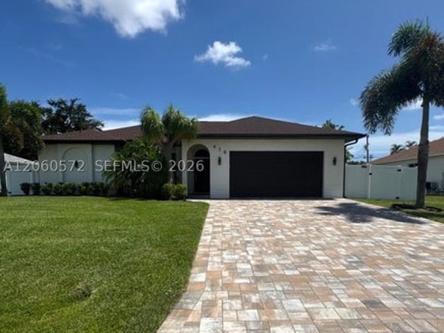 418 SW 19th Ter, Cape Coral, FL 33991