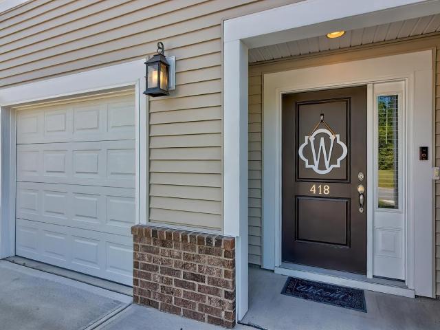 418 Pepperbush Lane