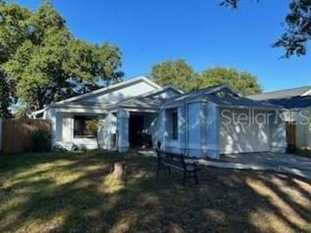418 Red Coat Ln, Orlando, FL 32825