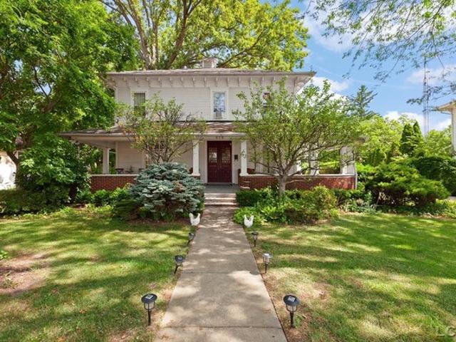 418 W Adrian St, Blissfield, MI 49228
