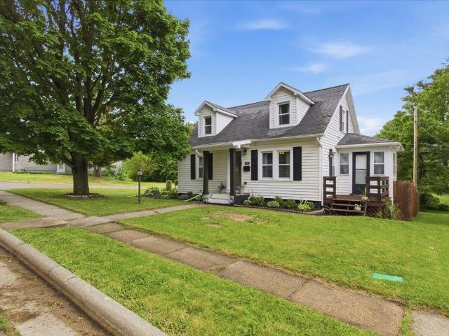 418 W Division Street