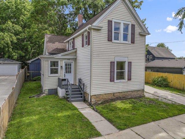 418 W Illinois Ave, Aurora, IL 60506