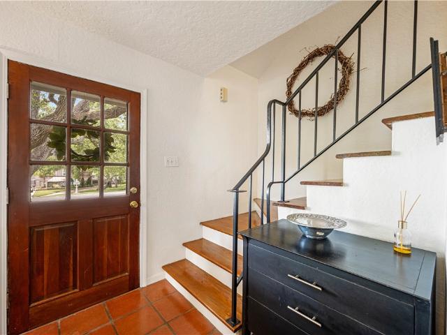 418 Woodhaven