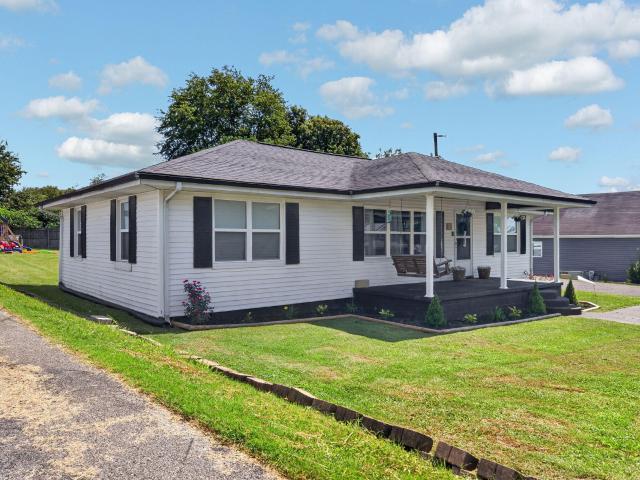 418 Woodland Street