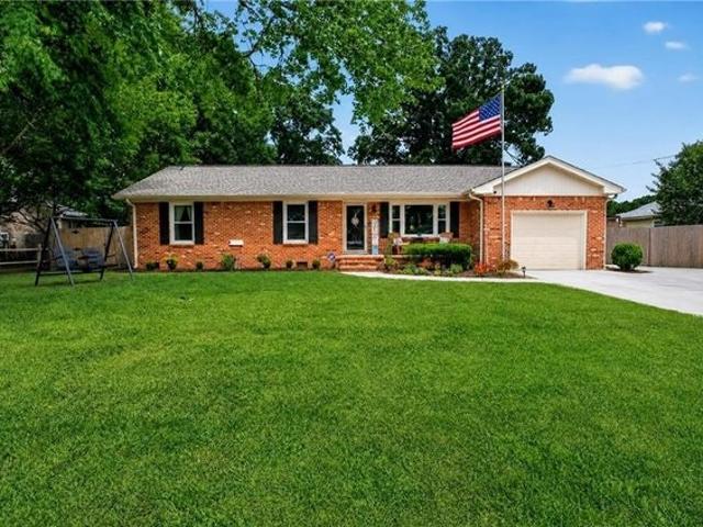 418 Warhawks Rd, Chesapeake, VA 23322