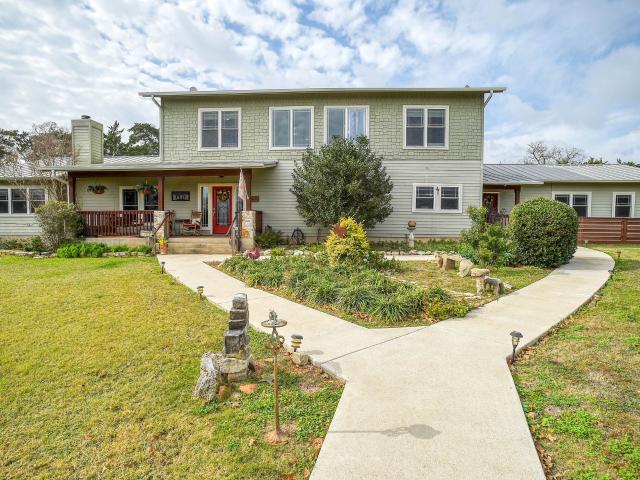 418 Vyvjala Rd, Smithville, TX 78957 | MLS #8676