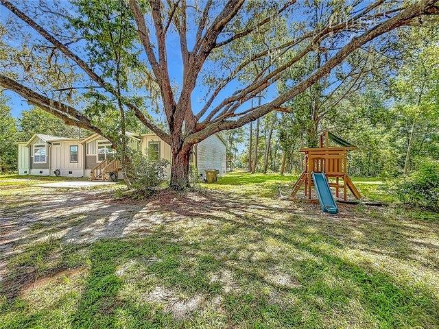 41945 Pine Valley Dr, Paisley, FL 32767