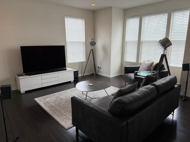 4194 Royal Mews Circle