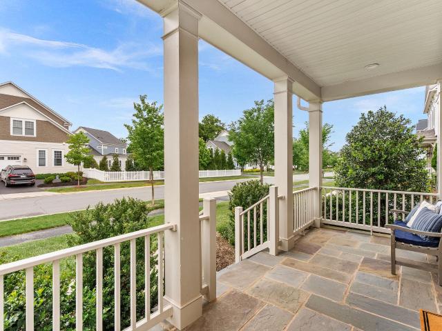 41953 Paddock Gate Place