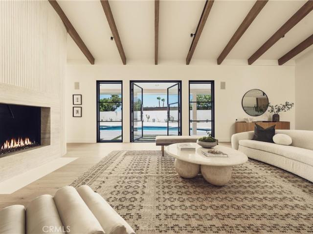 4195 Alonzo Ave, Encino, CA 91316 | MLS #SR25238 | Compass