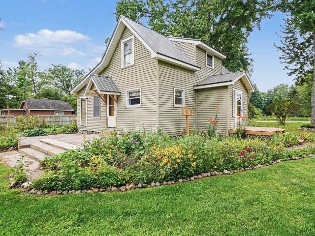 4196 N Coleman