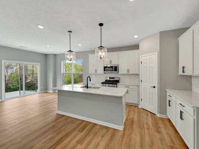 4196 Hayden Vly Dr, Bargersville, IN 46106 | MLS #22087