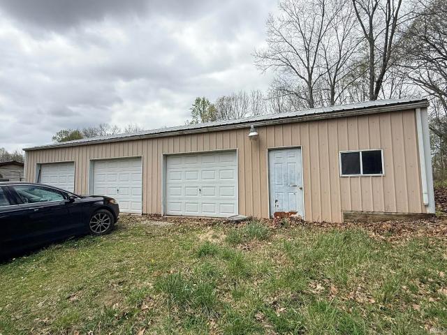 4197 Old Farm Road