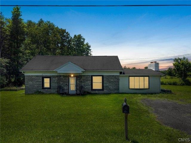 4197 Pompey Center Rd, Manlius, NY 13104