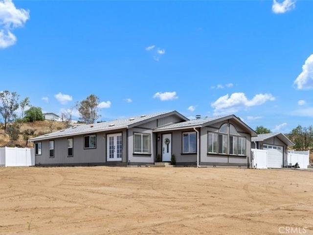 41981 Avenida Abril, Hemet, CA 92544