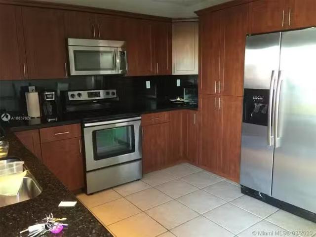 41987388 13929 Southwest 179th Street