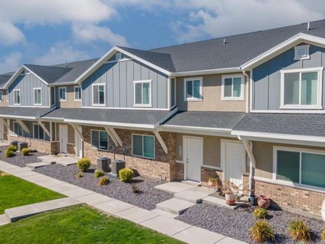 4199 E Oconnell Ln, Eagle Mountain, UT 84005