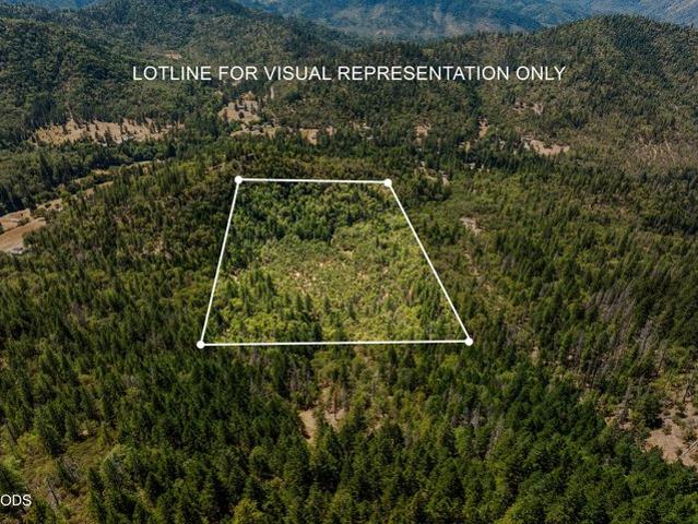 4199 Foots Creek Rd, Rogue River, OR 97537