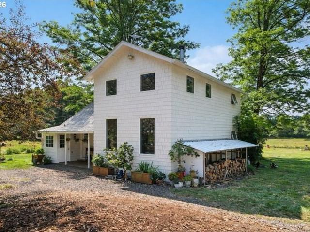 41900 Tweedle Ln, Seaside, OR 97138