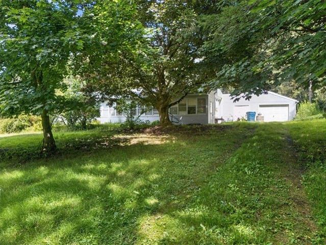 4190 Drury Rd, Savannah, NY 13146