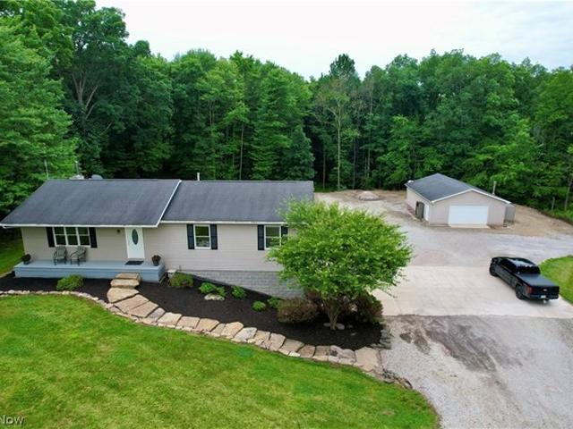 4190 Waynesburg Rd NW, Carrollton, OH 44615