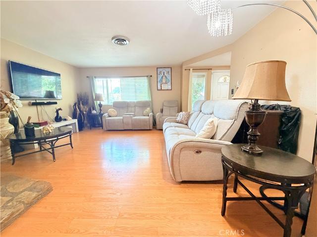 41931 Thornton Ave, Hemet, CA 92544 | MLS #SW26123